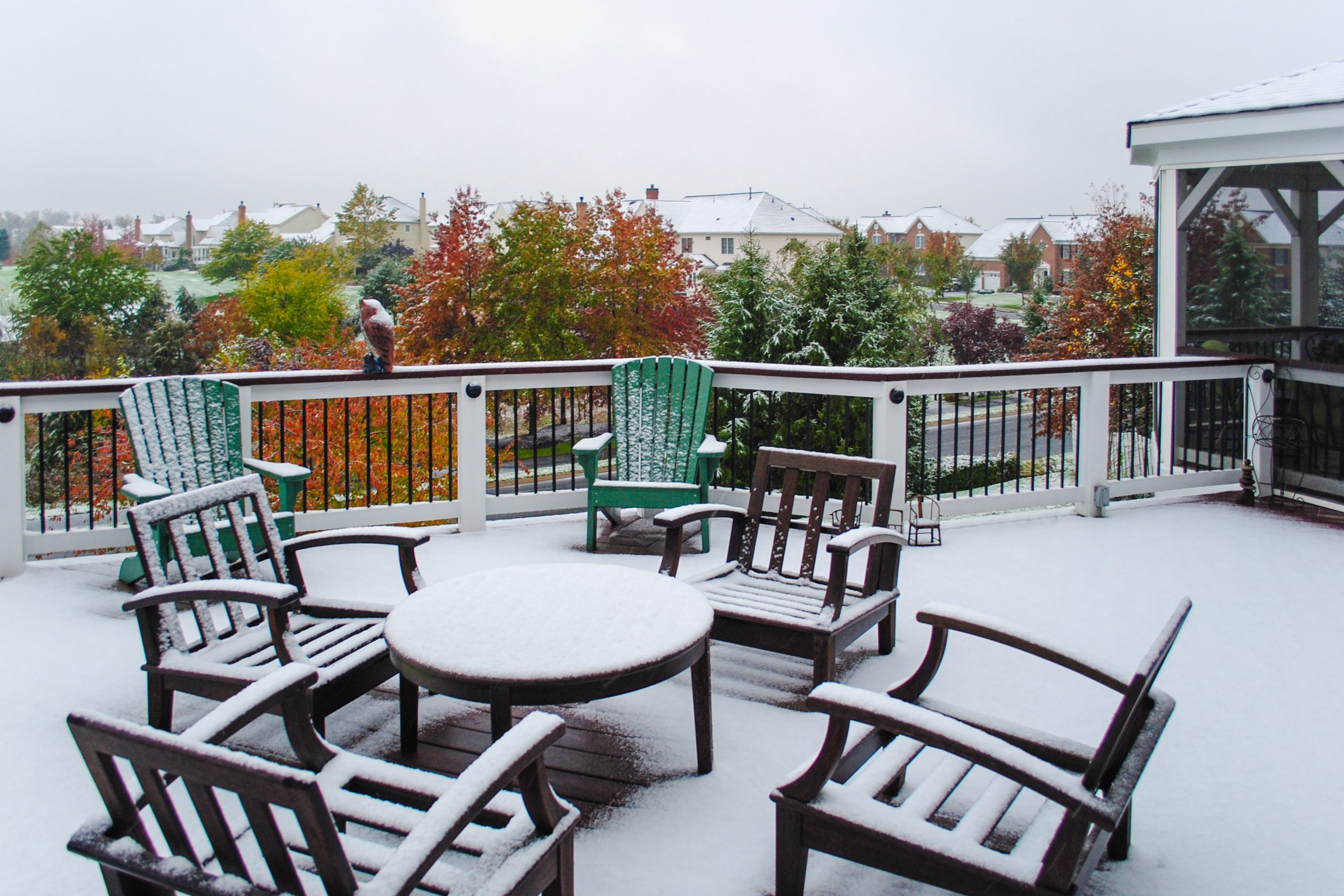 5 Tips for Storing Your Patio Furniture for Winter - Gardner White